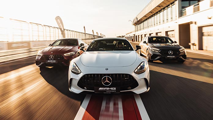 AMG Experience on Track PERFORMANCE | Mercedes-Benz